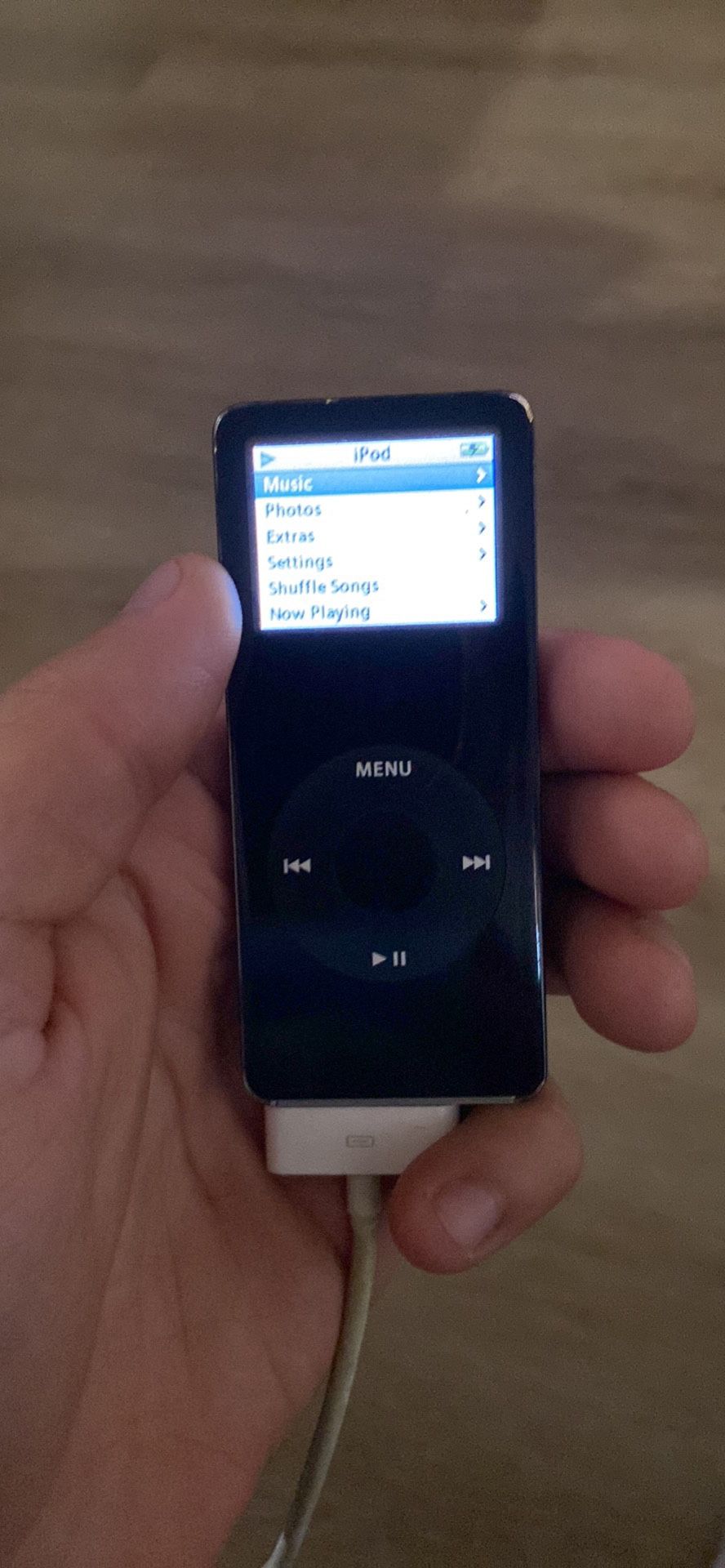 iPod Touch 1st Gen & IPod Nano 1st Gen for Sale in Stockton, CA - OfferUp