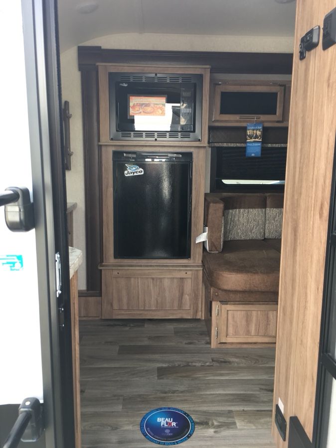 2018 Jayco Hummingbird 17RK Travel Trailer for Sale in Kent, WA - OfferUp