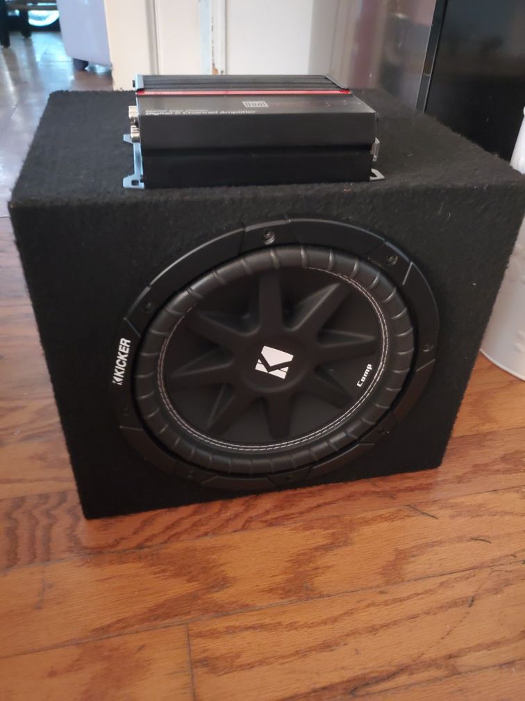 Kicker Comp 10 inch Subwoofer with Dual XPR82D Amp for Sale in Fort ...