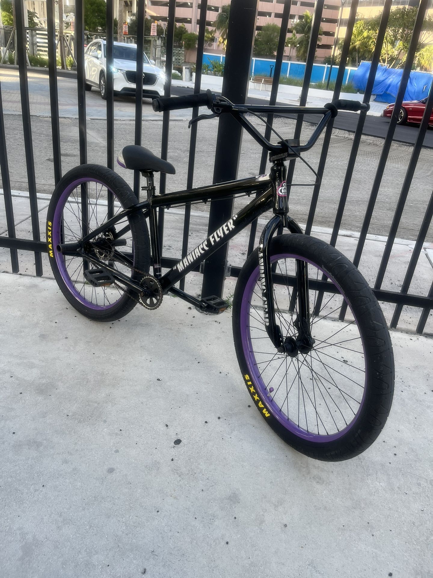 maniacc flyer for Sale in Miami, FL - OfferUp