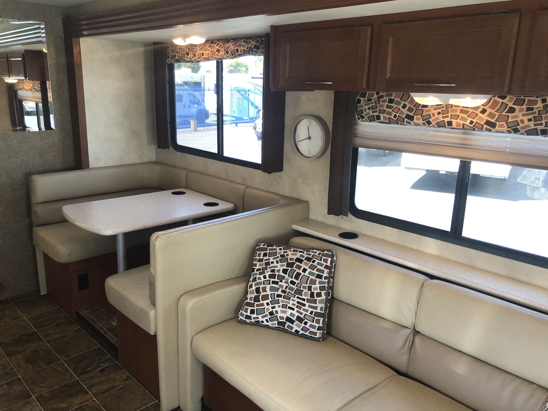 30ft Class A Motorhome W/2 Slides - Full Body Paint Exterior- Financing ...