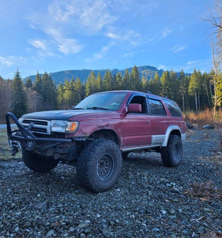 1998 Toyota 4Runner 4x4 for Sale in Marysville, WA - OfferUp