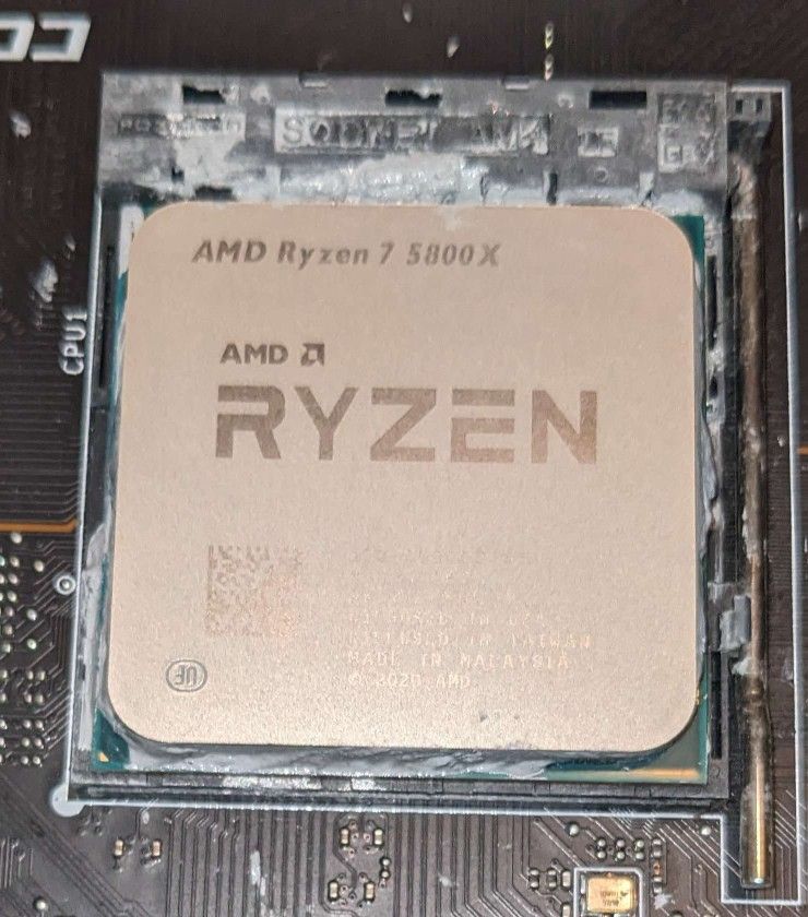 Ryzen R7 5800x With Mobo And 32 GB RAM for Sale in Vista, CA - OfferUp