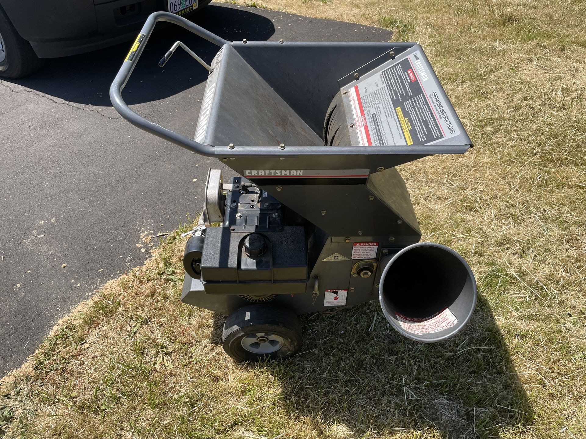 Craftsman 10 Hp Chipper/Shredder for Sale in Warren, OR - OfferUp