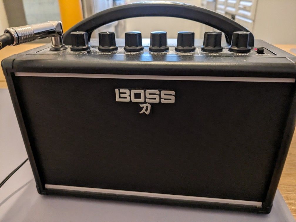 Boss katana Mini for Sale in Santa Monica, CA - OfferUp