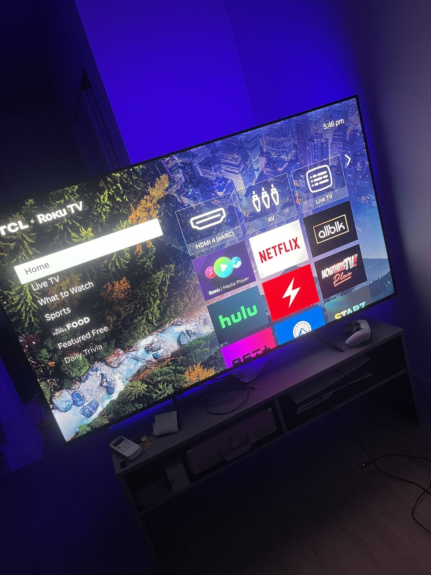 65 Inch Roku Tcl Qled Tv for Sale in Portland, OR - OfferUp