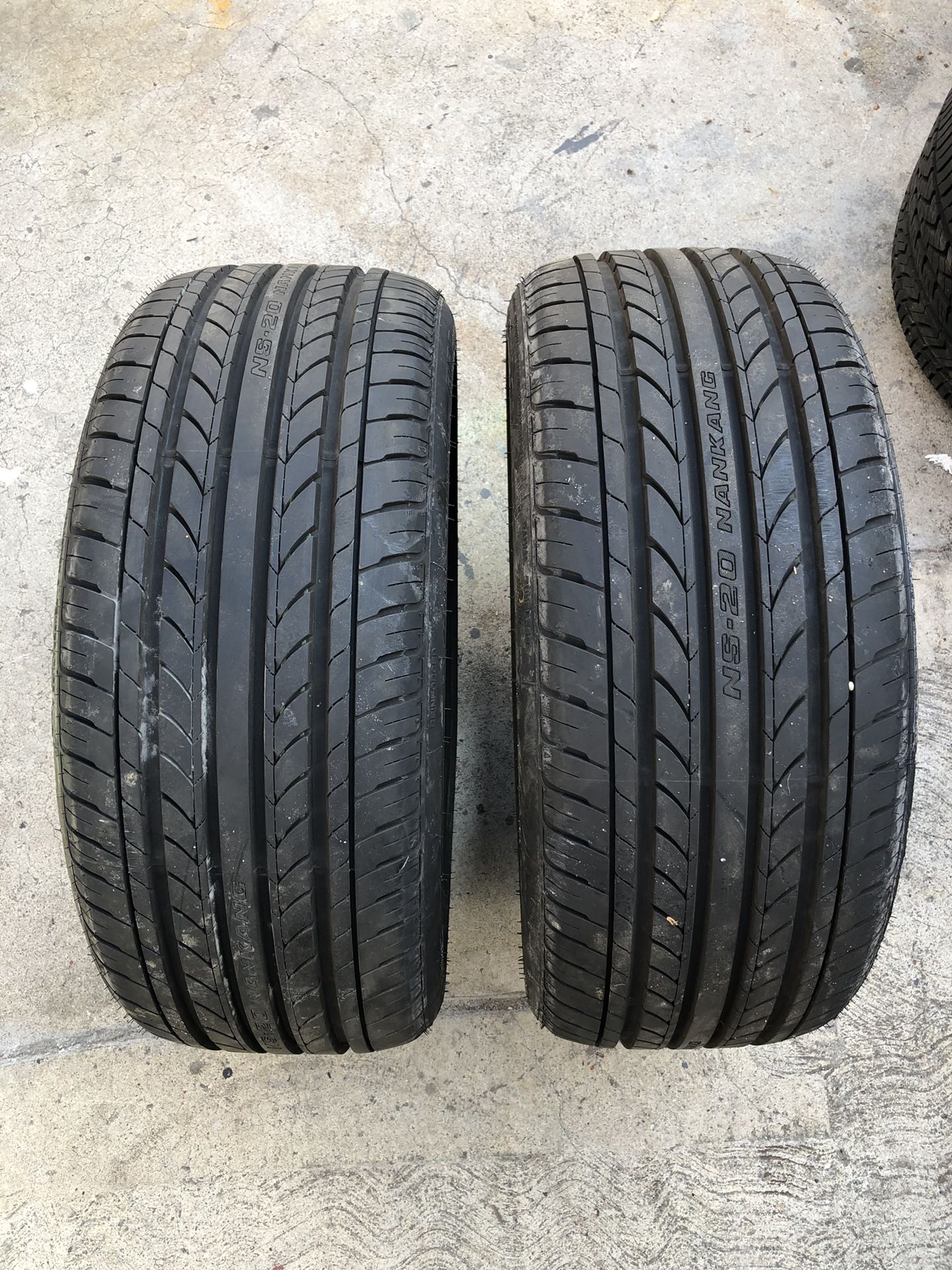 225/40r18 tires 18x8 18x8.5 18x9.5 18x10.5 wheels 350z, g35, nsx, 240 ...