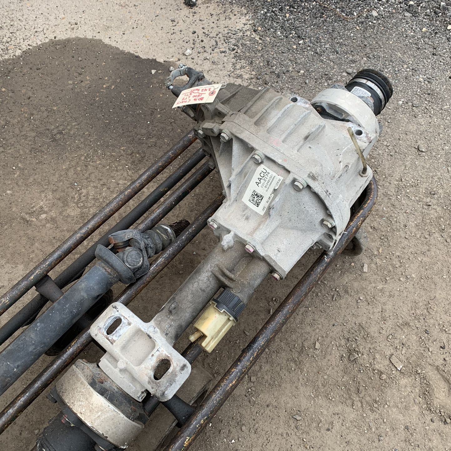 2014-2018 Chevy Silverado/GMC Sierra Front Differential Axle (3.42 ...