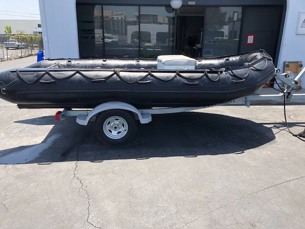Zodiac F470 Commando inflatable boat excellent condition for Sale in Huntington Beach, CA - OfferUp