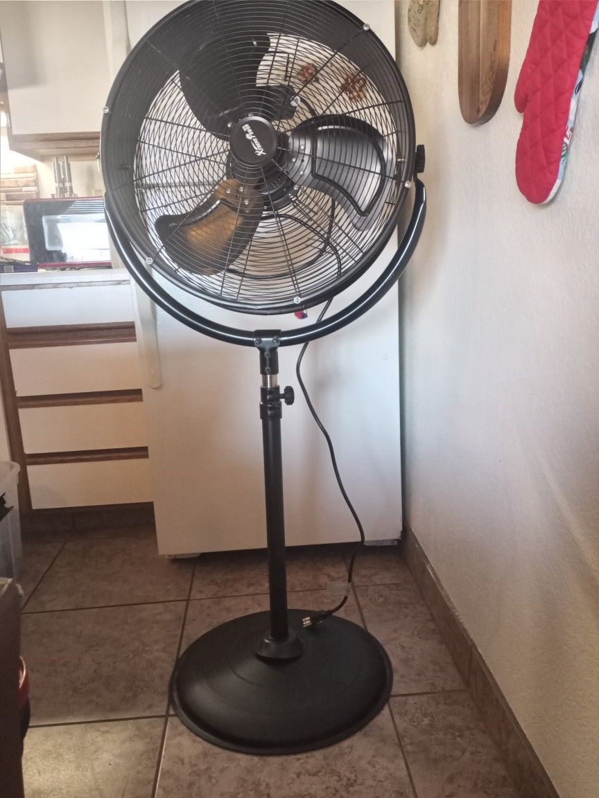 Intertek-20in. Industrial Pedestal Drum Fan for Sale in Bullhead City ...