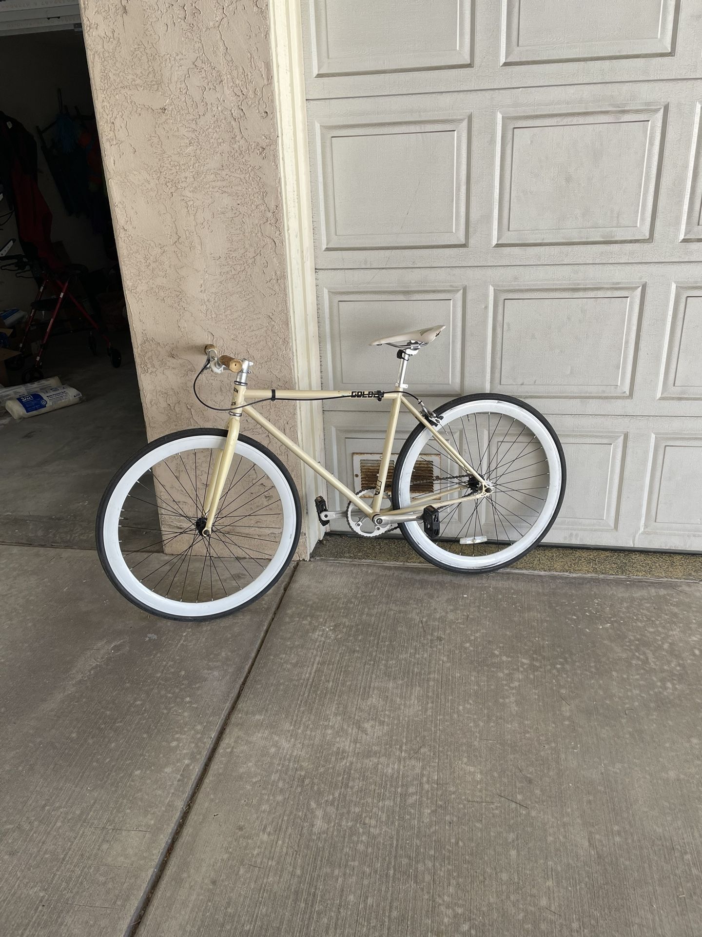 Golden Cycle 48cm Fixed Gear Bicycle for Sale in San Diego, CA - OfferUp