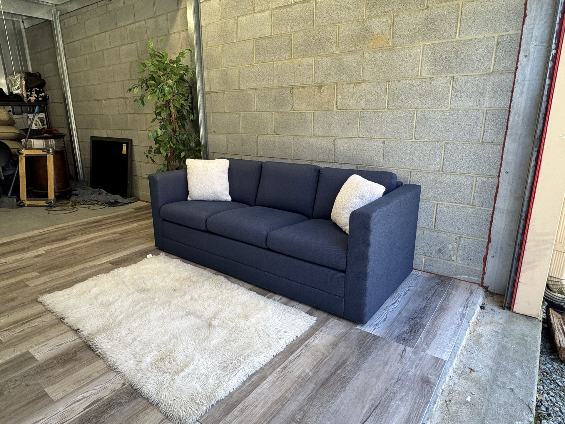 (Delivery) Like New Commercial 3 Seater Couch/Sofa for Sale in Mount ...