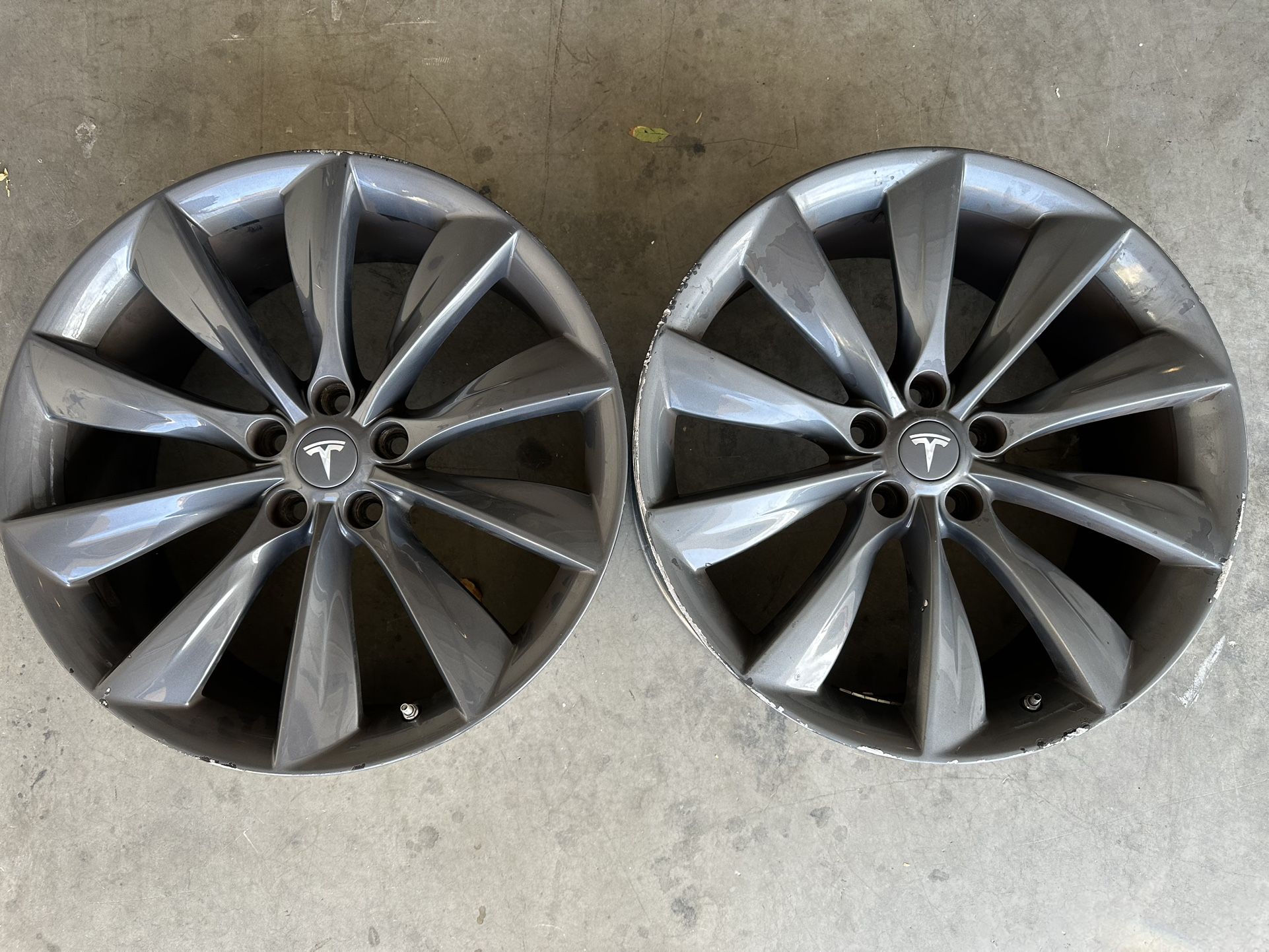 Tesla Rim Model S 21 Inch for Sale in Las Vegas, NV - OfferUp
