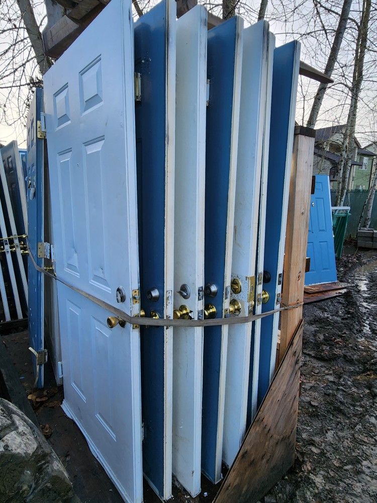 Used Metal Entry Doors. 36"X80" $30ea. for Sale in Federal Way, WA ...