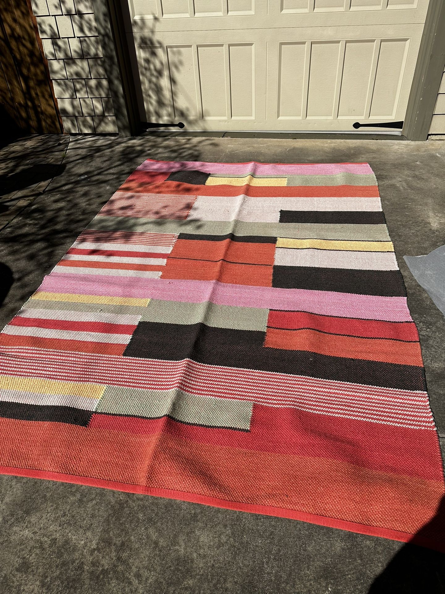 Blu Dot Modern Flat Weave Rug 6x9 for Sale in Portland, OR - OfferUp