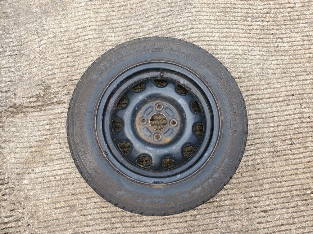 4x100 rim 185/60R14 tire for Sale in Pearl City, HI - OfferUp