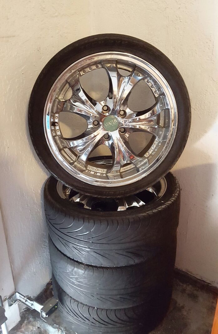 4 18" Status Chrome Wheels (5 lugs bolt pattern) for Sale in Coconut ...