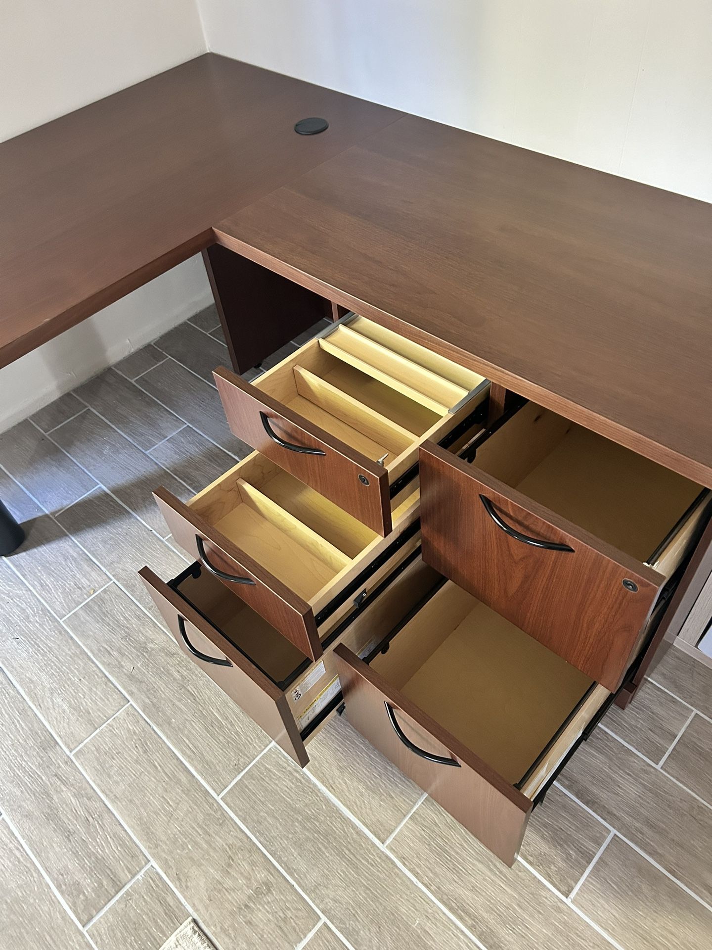 Steelcase Brand New Corner Desk for Sale in Corona Dl Mar, CA - OfferUp