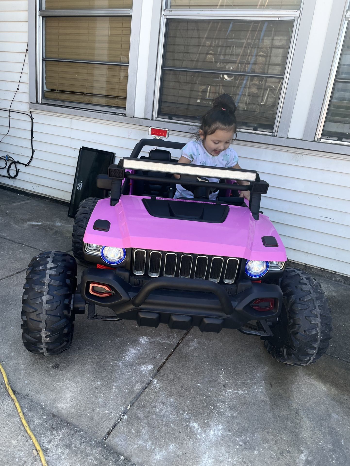 Pink Hummer Kids Car