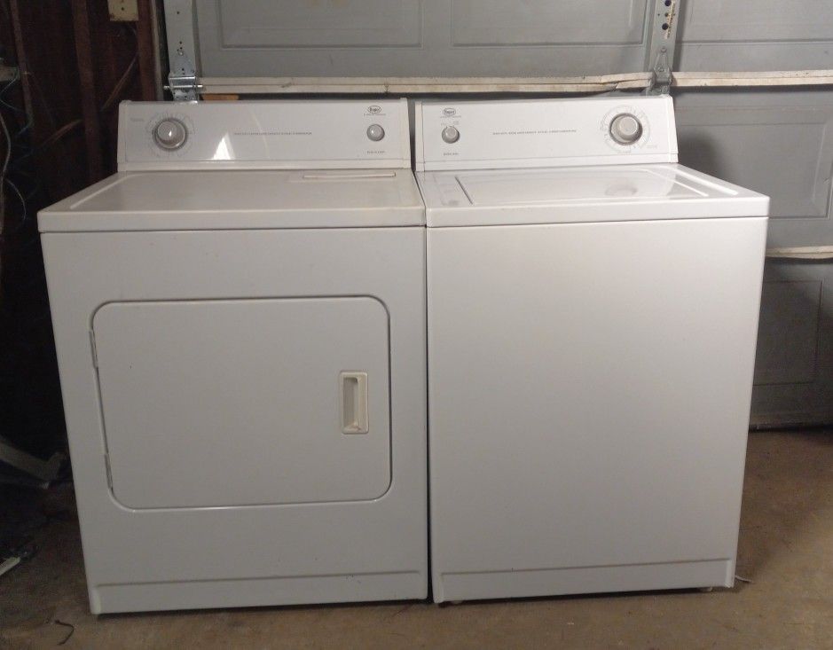 Whirpool XL Capacity Washer Dryer Set for Sale in Selma, NC - OfferUp