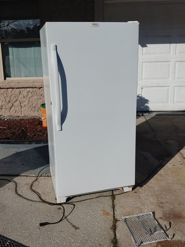 Kenmore 14 Cu. Ft. Upright Freezer for Sale in New Port Richey, FL ...