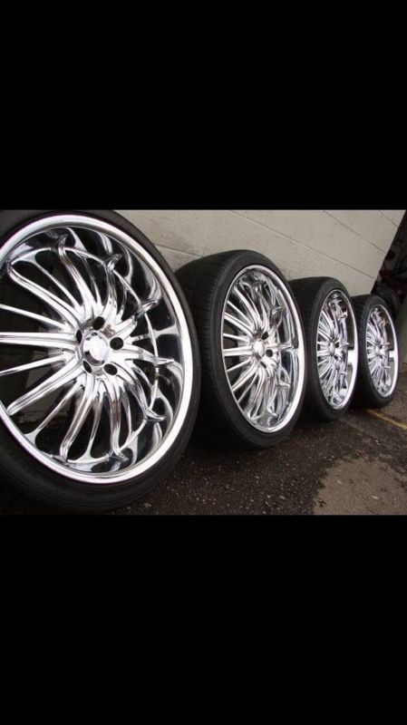 22" AKUZA CHROME 5-LUG WHEELS AND TIRES for Sale in Warren, MI - OfferUp