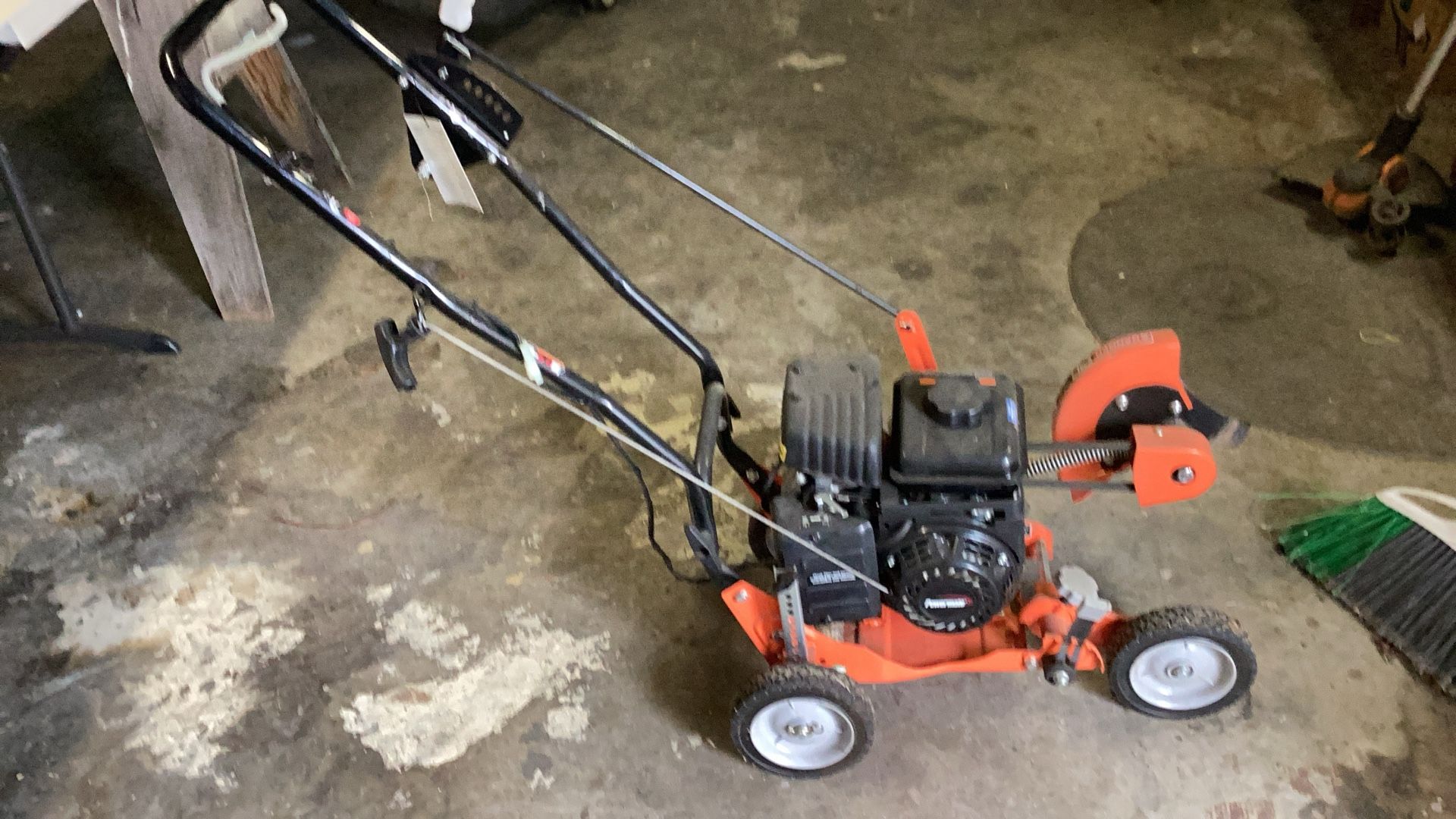 Powermate Edger for Sale in Whittier, CA - OfferUp