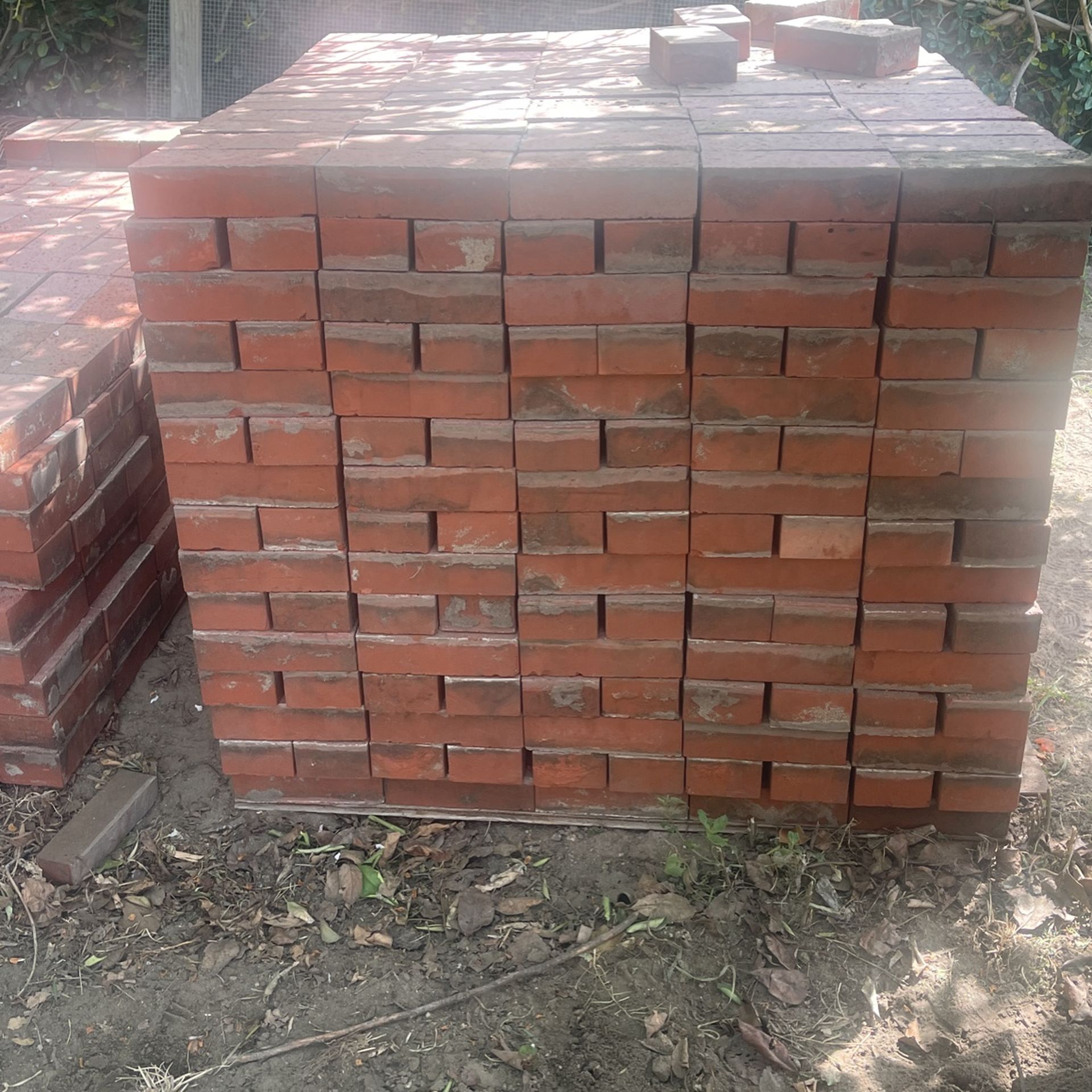3-1/2x8 Red Brick for Sale in Arrowhed Farm, CA - OfferUp