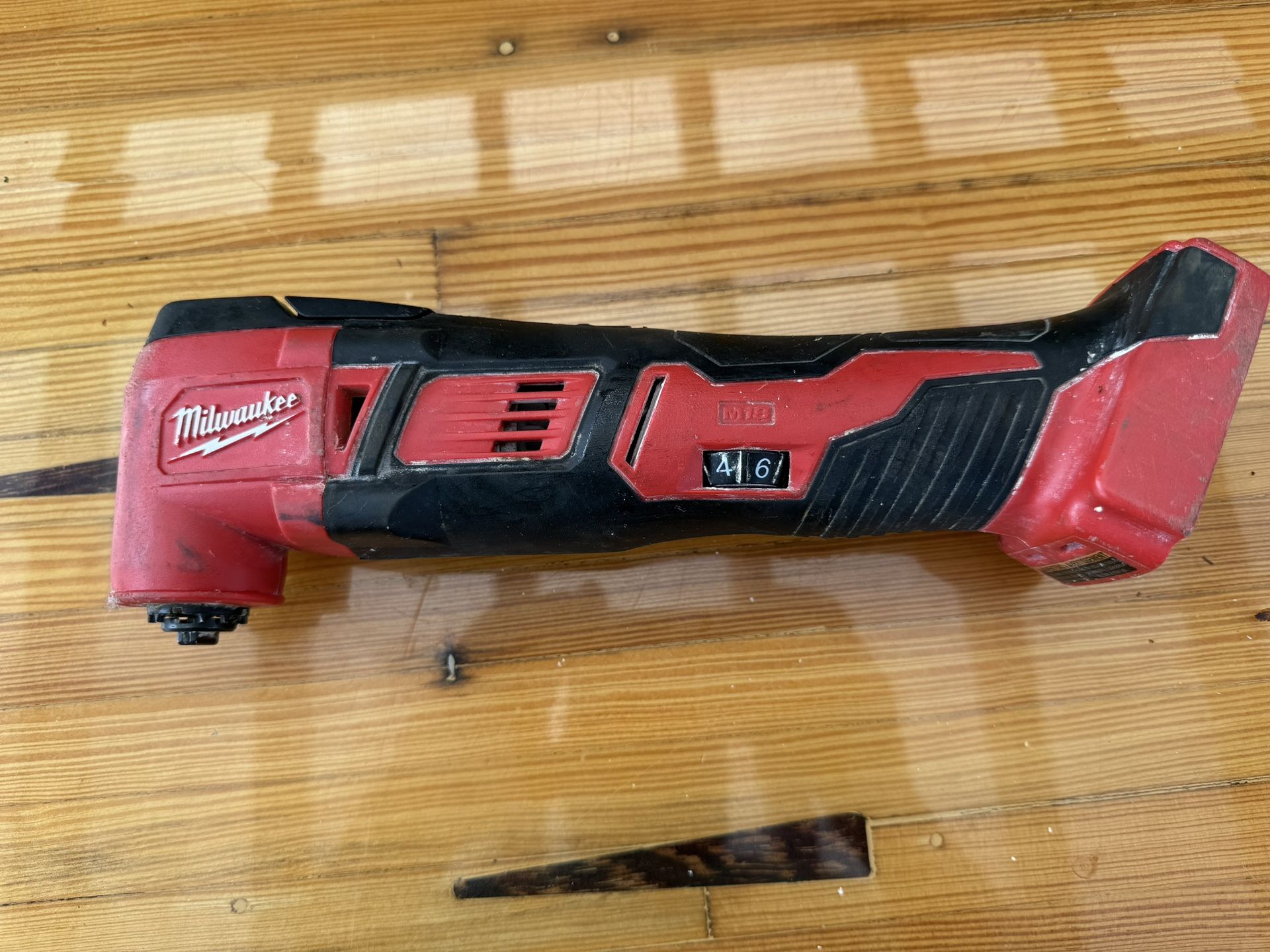 Milwaukee Multi Tool 2626-20 for Sale in Seattle, WA - OfferUp