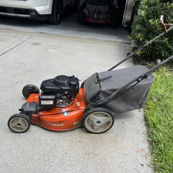 HUSQVARNA HU700F W/ HONDA Farm Garden By Owner Sale