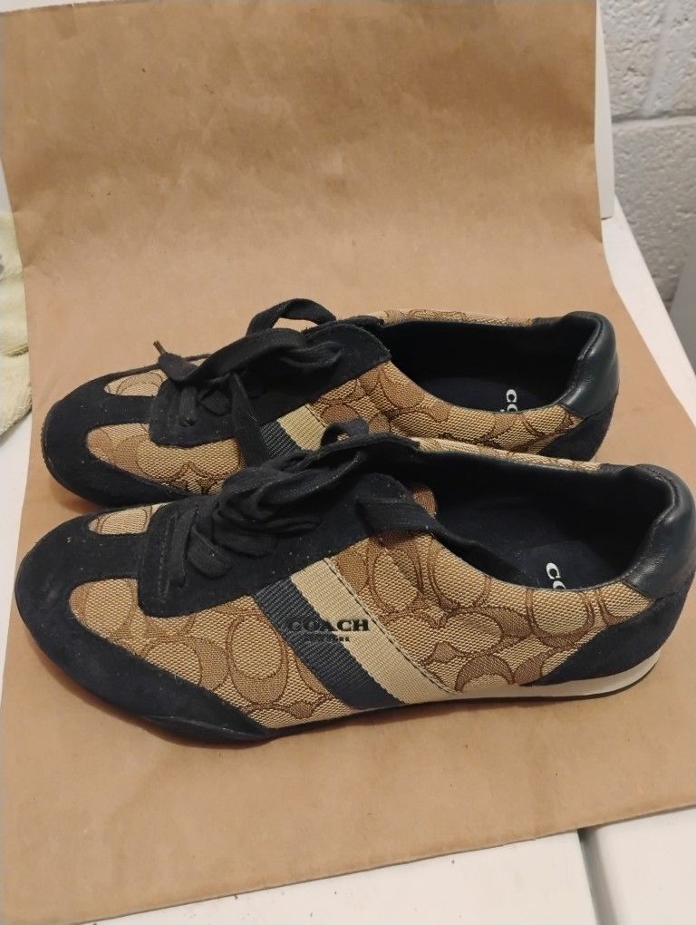 NEW Women's SZ 6 COACH 'Katelyn' Low Top Sneakers for Sale in Mesa, AZ ...