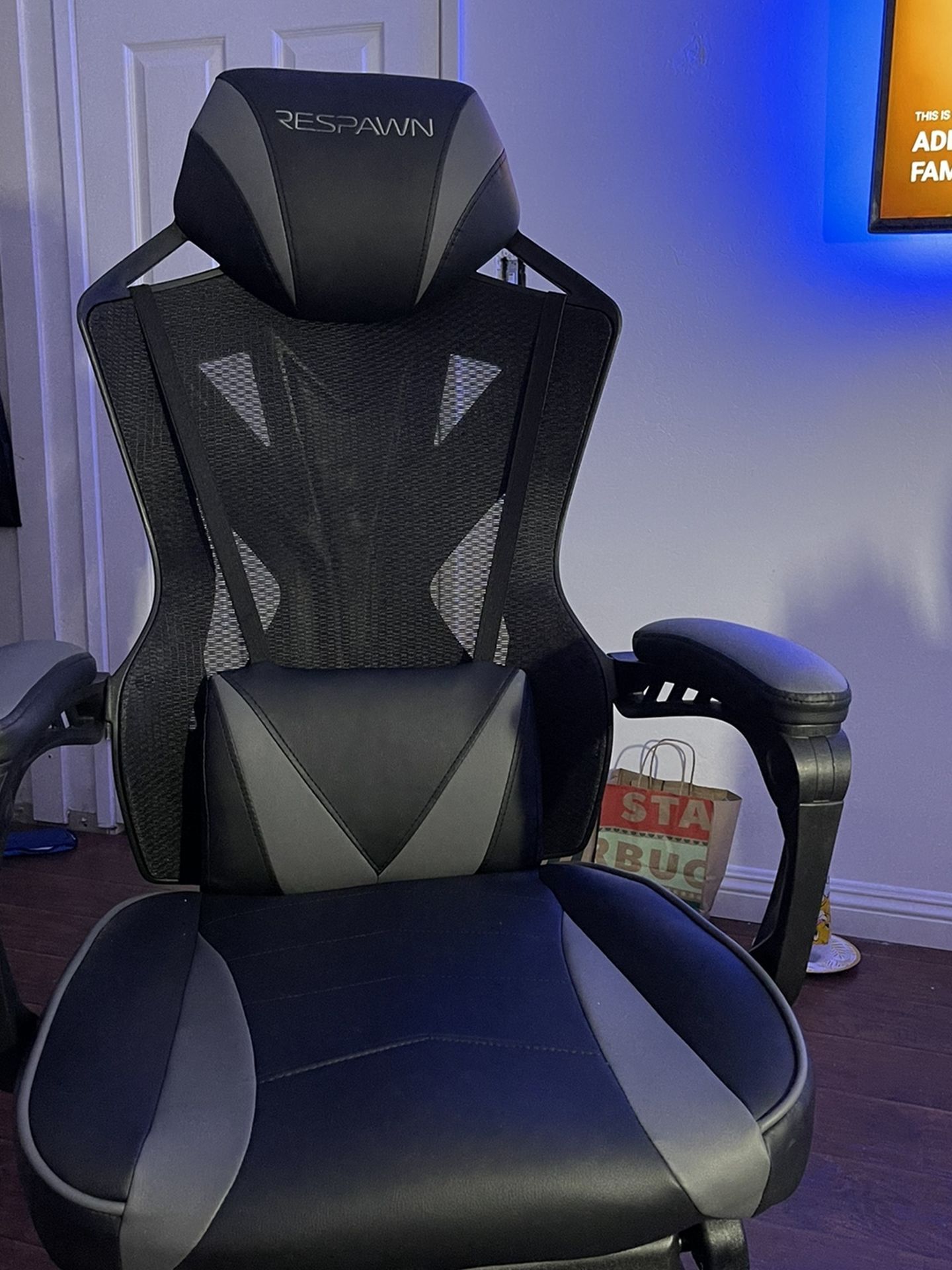 Respawn Gaming Chair/ Office Chair/ Desk Chair/ Chair for Sale in ...