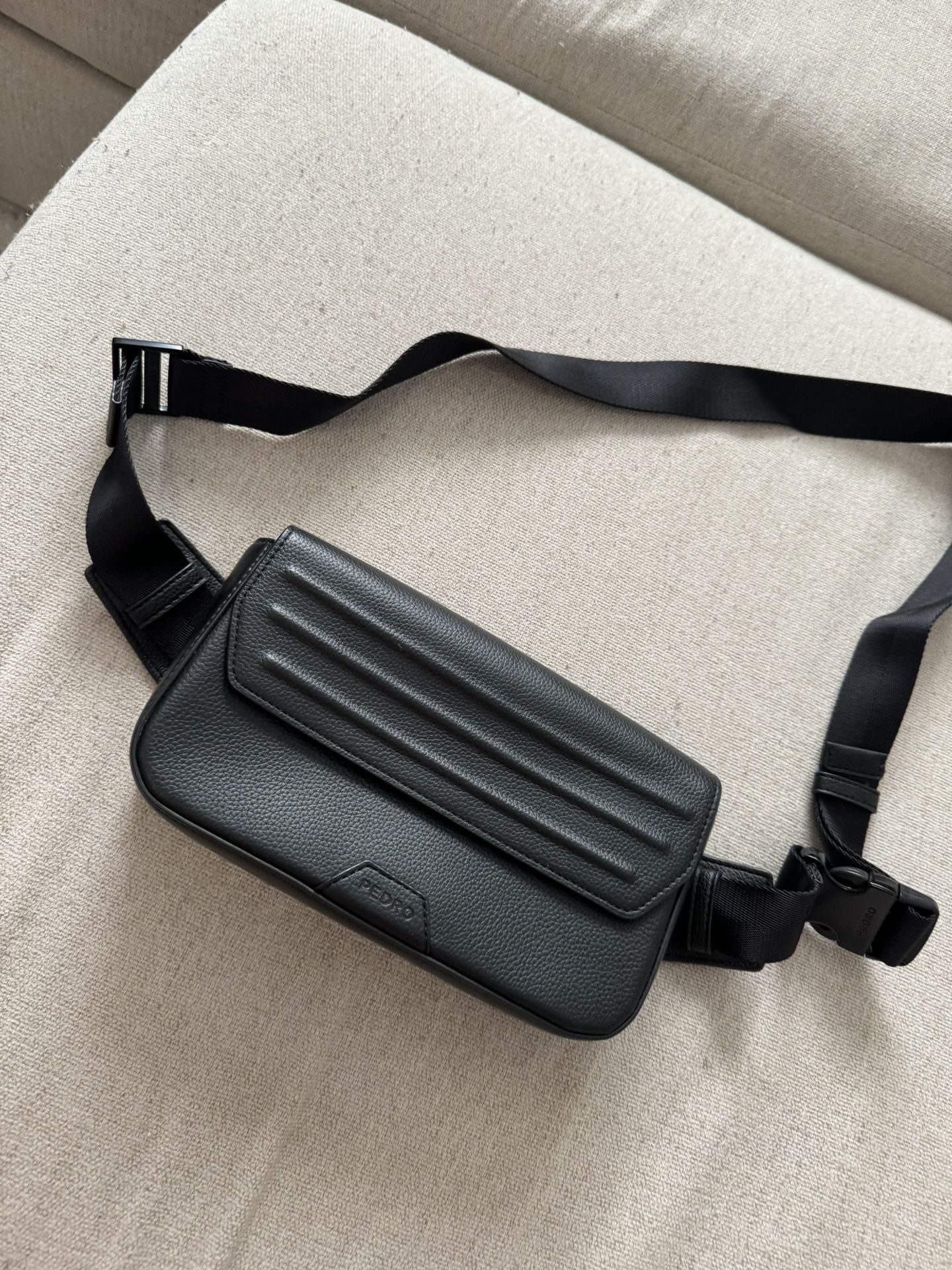 Pedro Cross Belt Bag for Sale in West Hollywood, CA - OfferUp