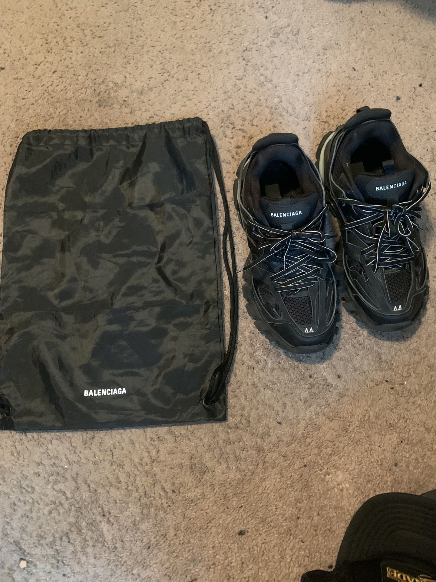 balenciaga leds ( used ) for Sale in Jonesboro, GA - OfferUp