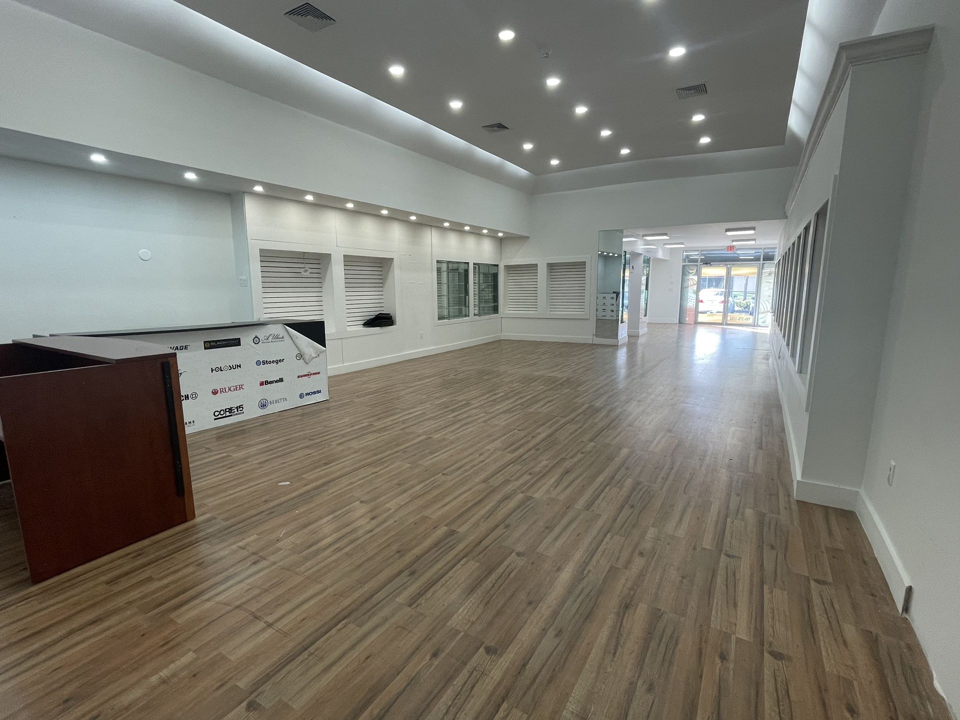 Storefront For Retail Or Wholesale for Sale in Miami, FL - OfferUp