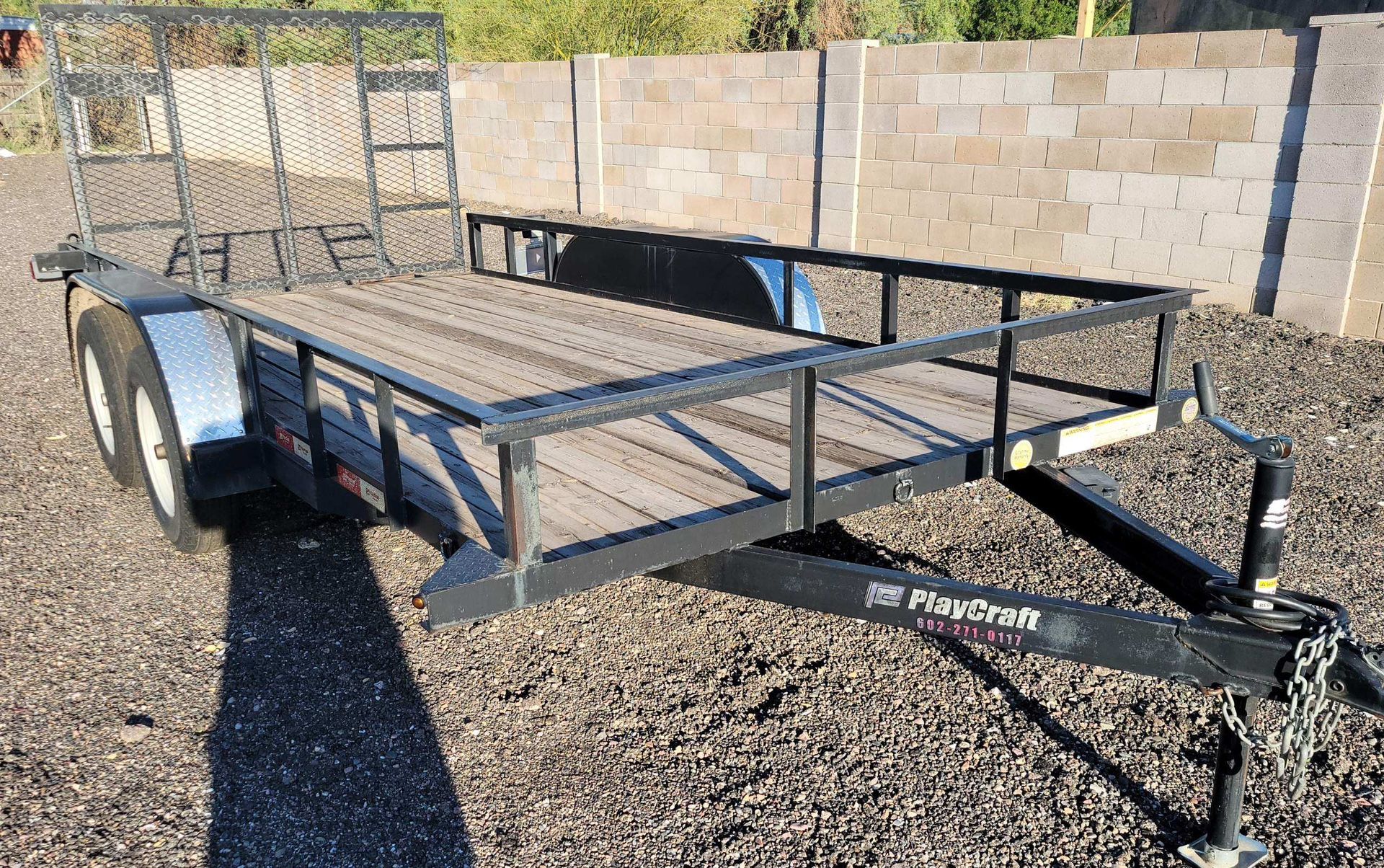 2018 SUNCO PLAYCRAFT TANDUM AXEL FLATBED TRAILER WITH BREAKS for Sale ...