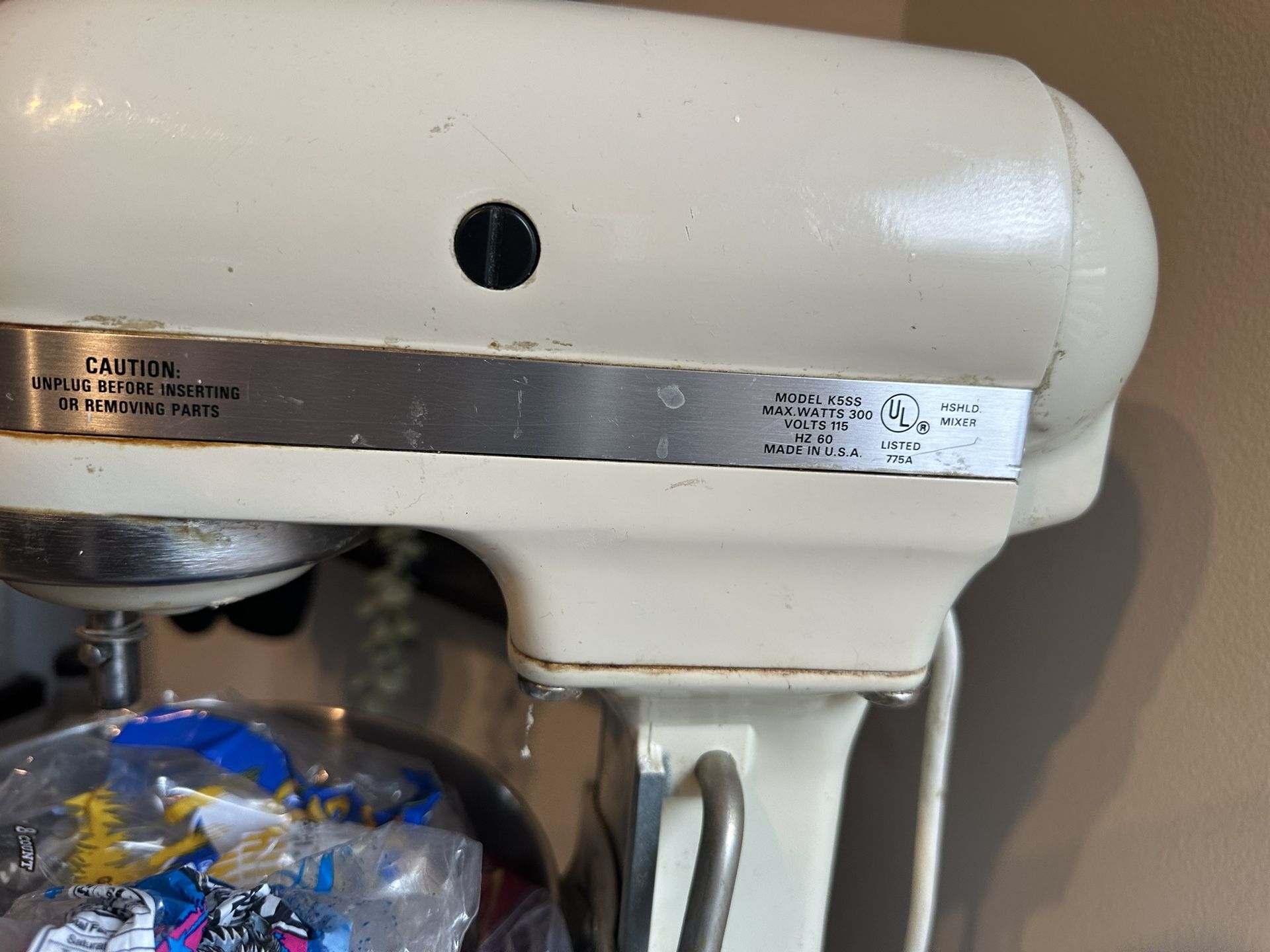 Kitchen Aid Mixer Open To Offers for Sale in Bothell, WA - OfferUp