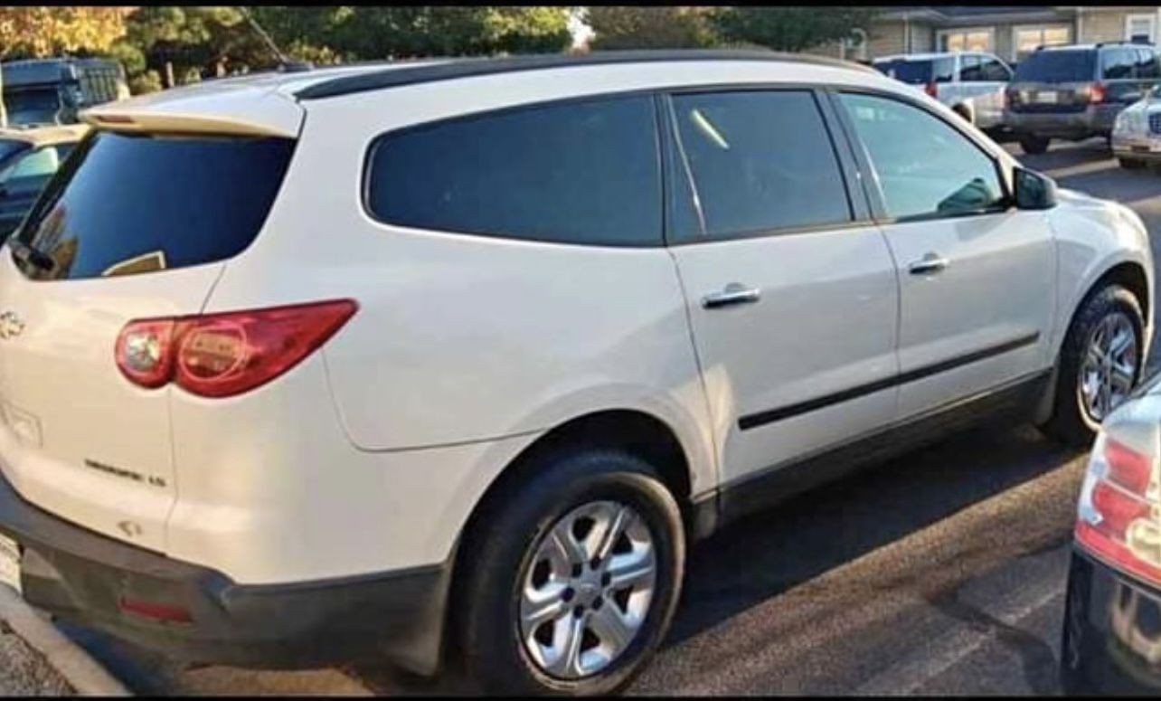 2011 Chevrolet Traverse for Sale in Virginia Beach, VA - OfferUp