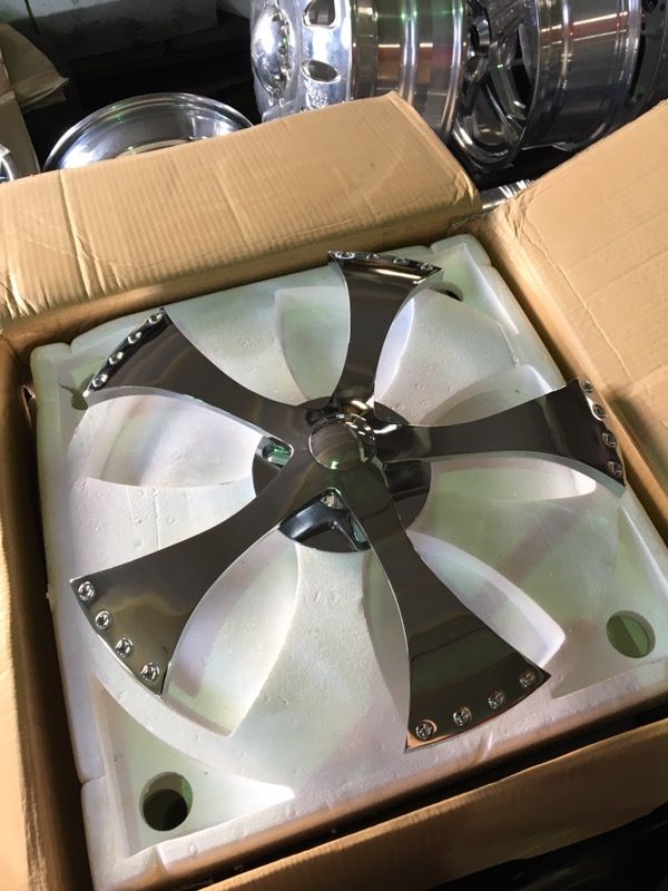 22 inch spinner rims for Sale in Miami, FL - OfferUp