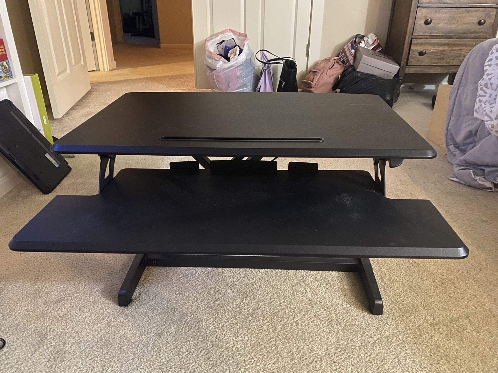 AirLIFT PRO Electric Sit-Stand Desk Riser With USB Charging