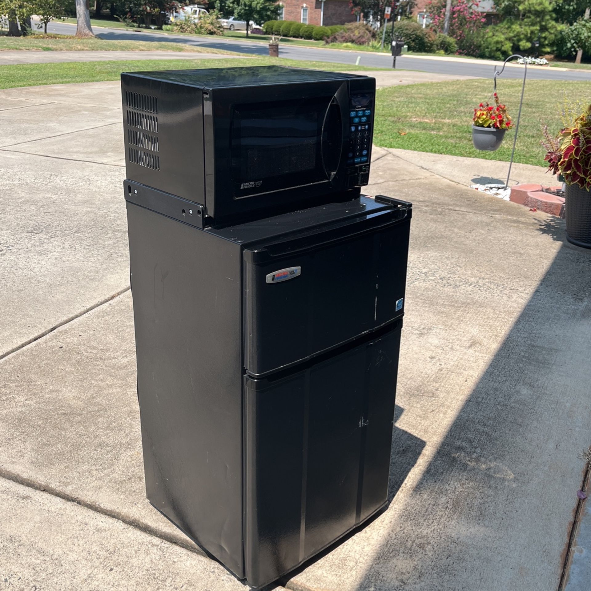 Mini Fridge w/ Microwave - MicroFridge w/ Safe Plug For Sale - for Sale ...