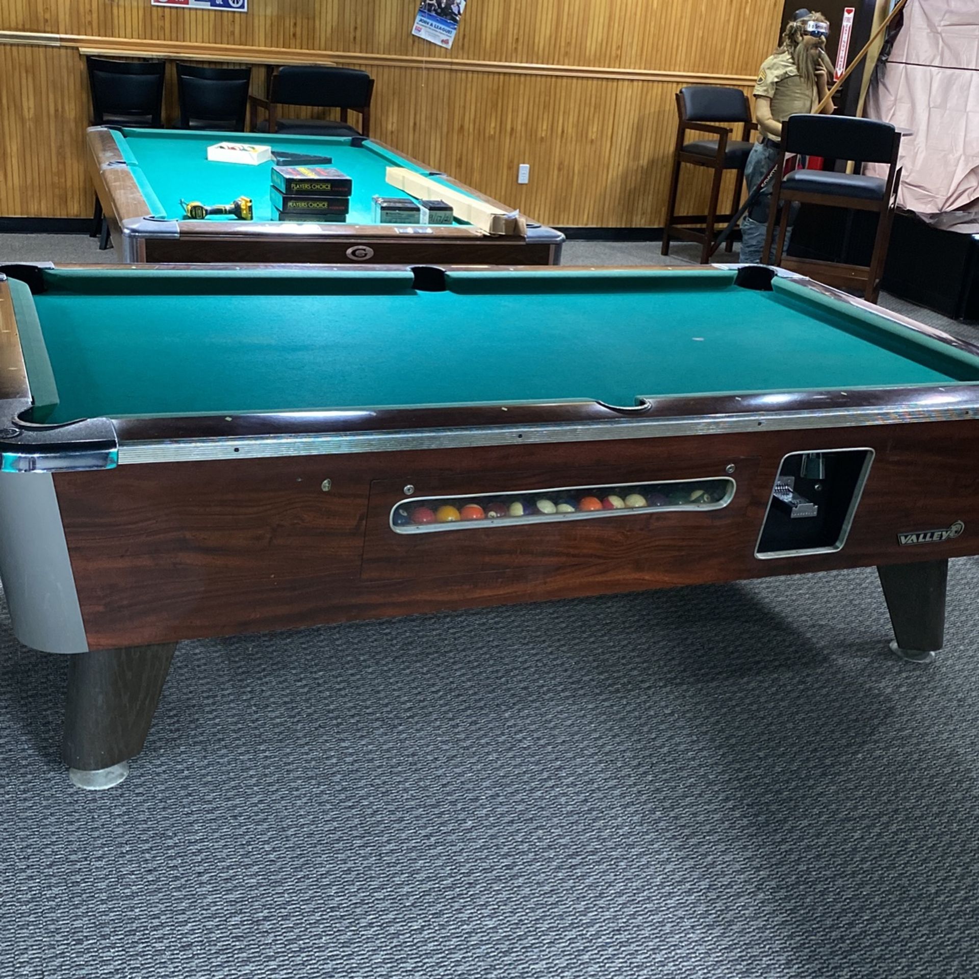 8’ Valley Coin Op Pool Table for Sale in North Palm Beach, FL - OfferUp