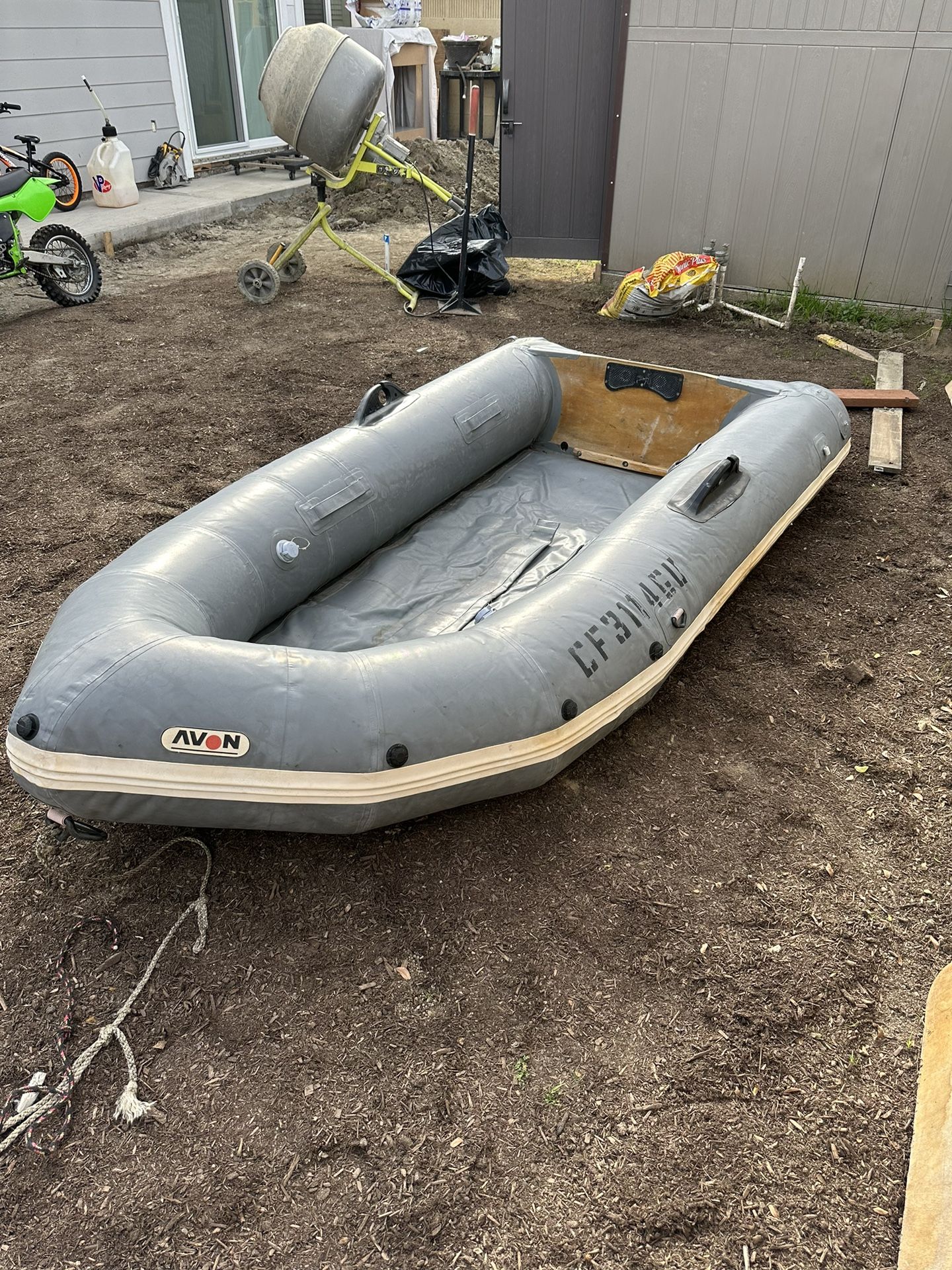 Avon Inflatable 10FT for Sale in Huntington Beach, CA - OfferUp