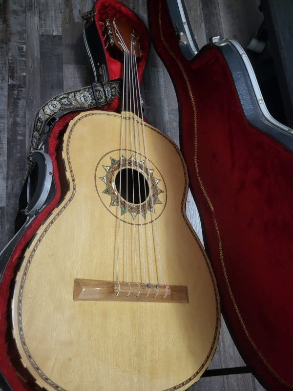 Guitarron for Sale in El Monte, CA - OfferUp