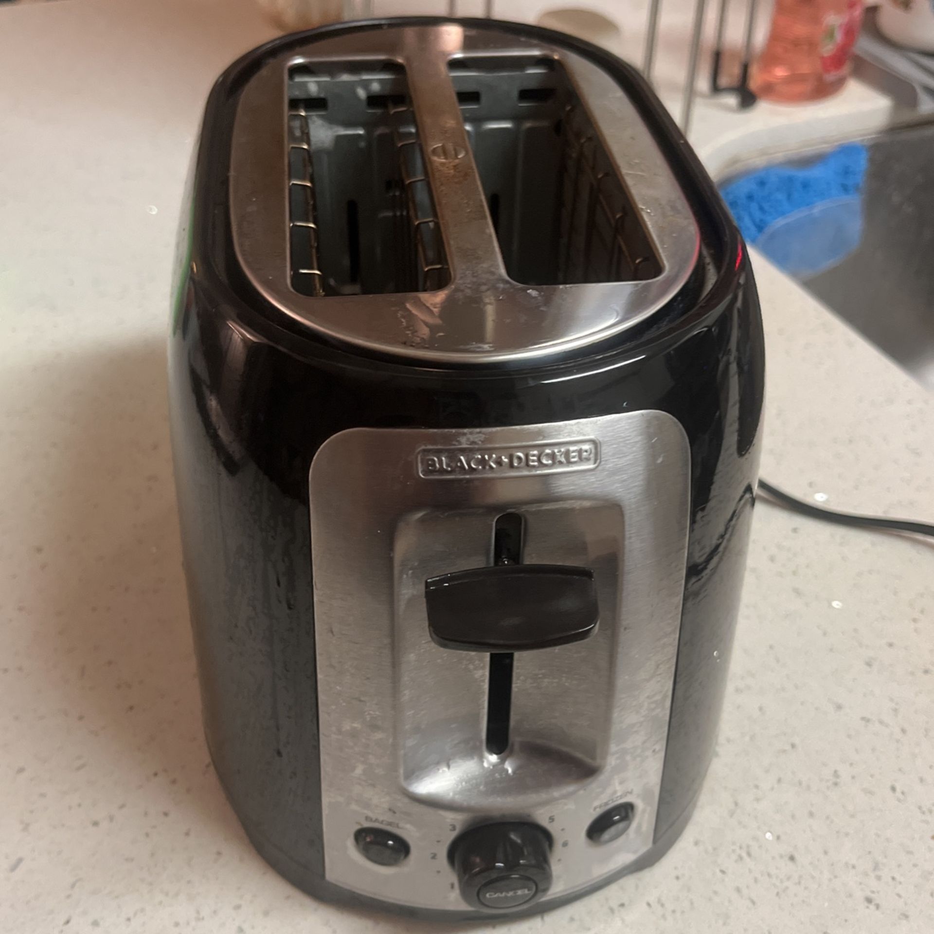 Free Toaster for Sale in Santa Clarita, CA - OfferUp