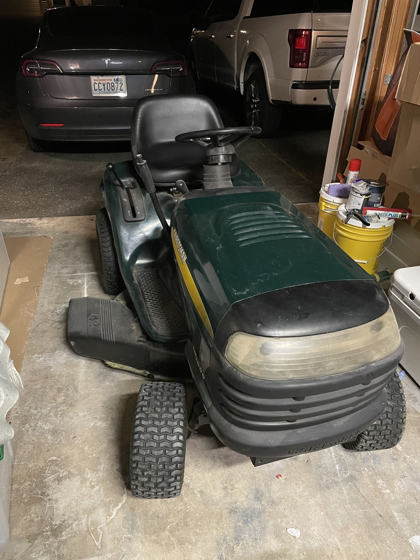 Craftsman LT1000 Riding Lawn Mower for Sale in Sumner, WA - OfferUp