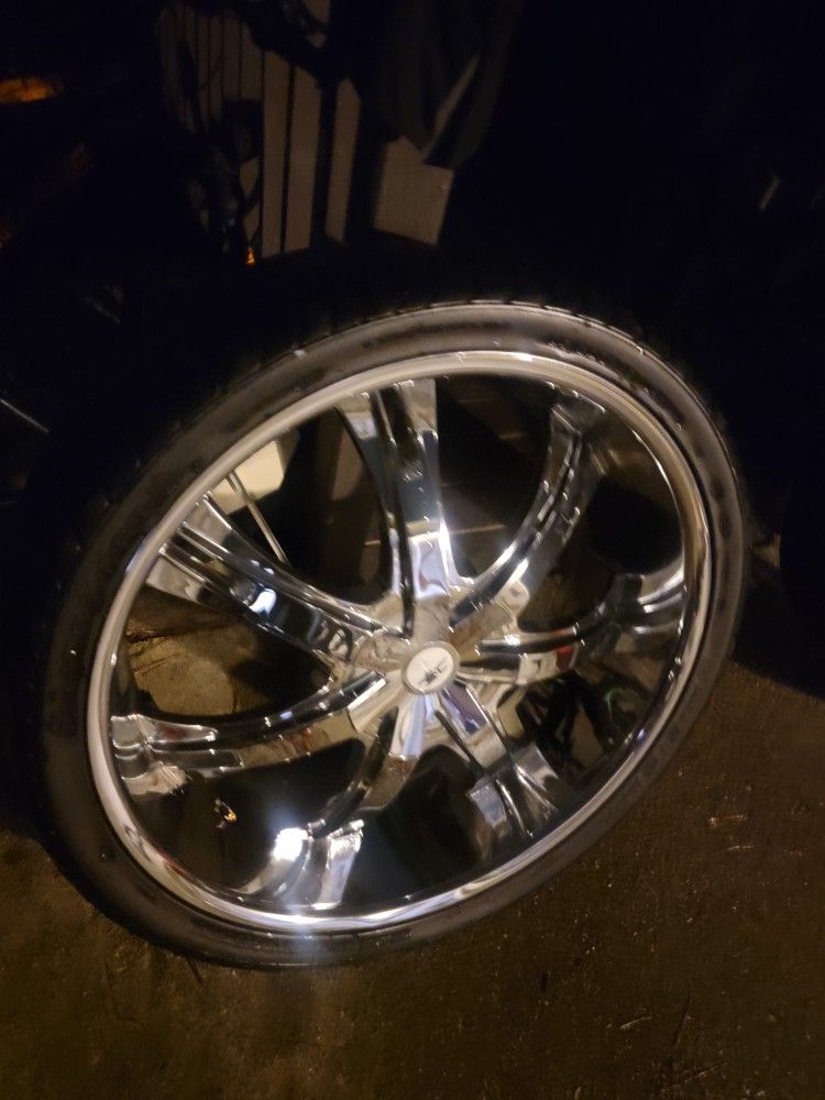 26 Inch Rims 6 Lug Universal 6x139.7 Chevy & 6x135 Ford On (4) Gd 305 ...