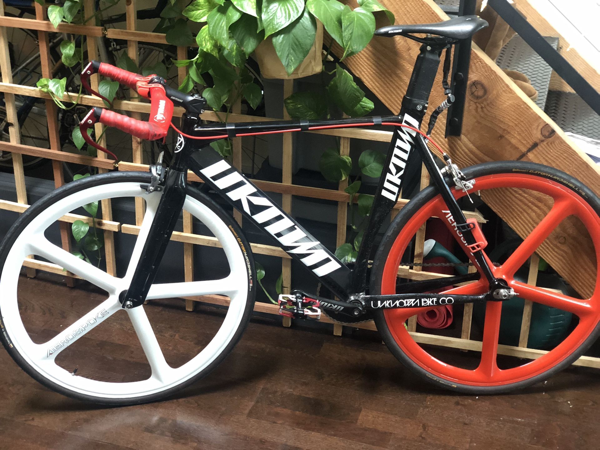 Fixies With Aerospokes