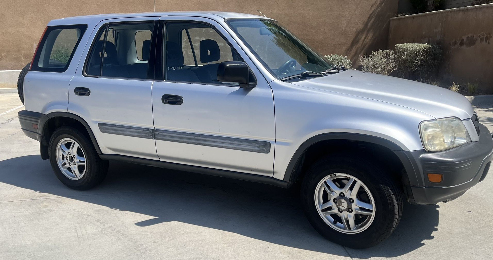 1997 Honda Cr-v for Sale in Pasadena, CA - OfferUp