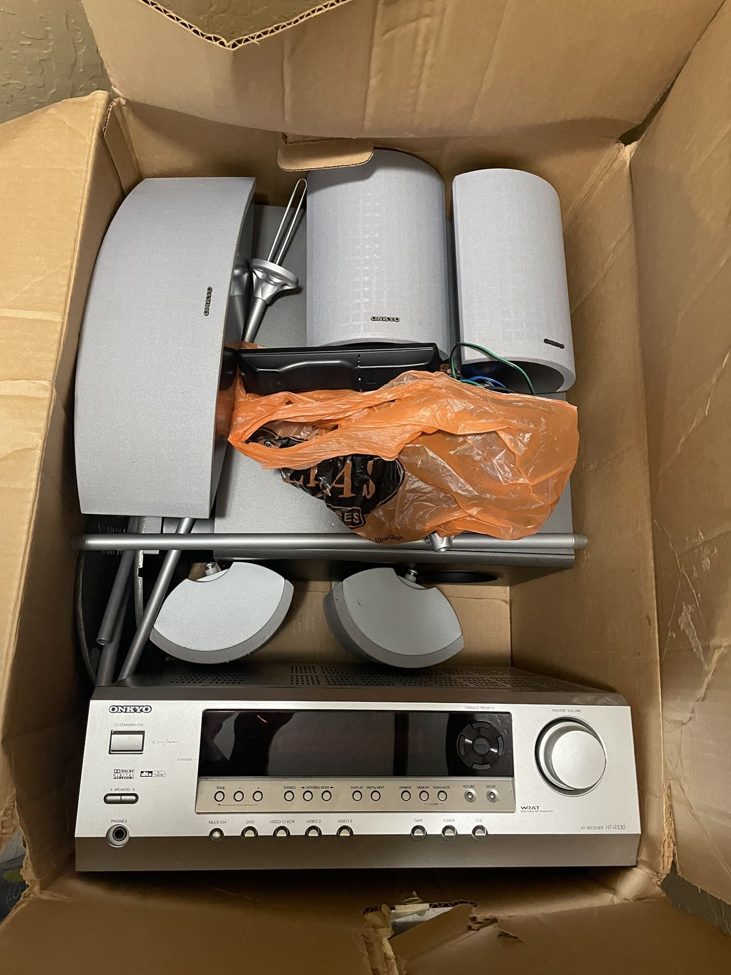 “FREE” Onkyo HT-R330 Home Theater Stereo AV Receiver 5.1 Channel With 5 ...